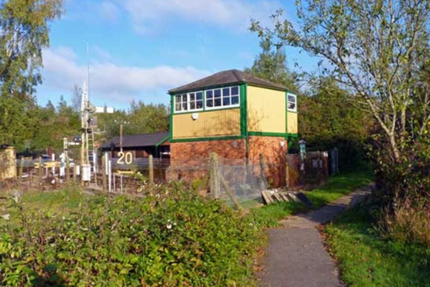 Romsey Signal Box - GooseyGoo