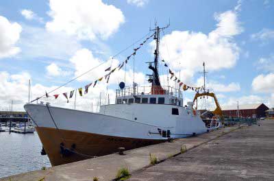 Jacinta Stern Trawler FD159 - GooseyGoo