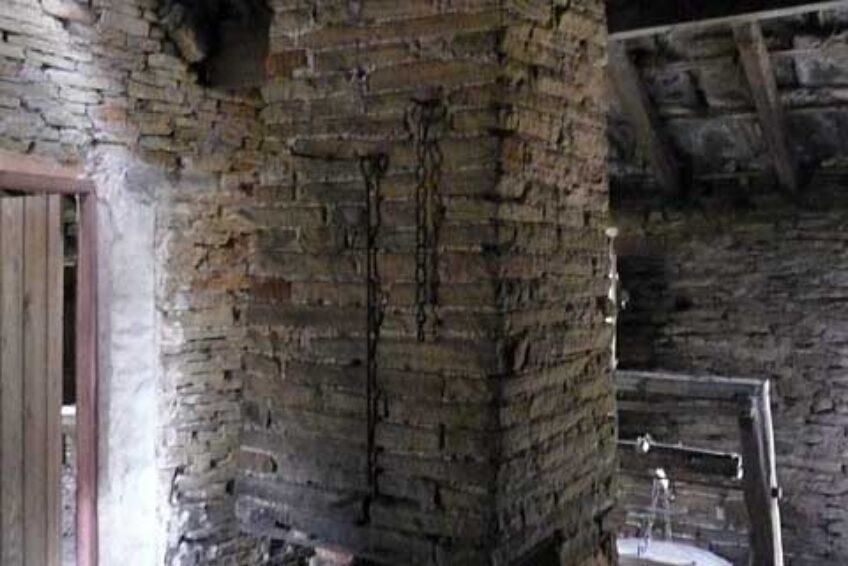 Hoylandswaine Nail Forge - GooseyGoo