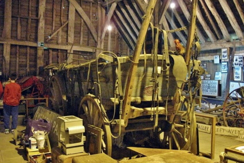 Upminster Tithe Barn - GooseyGoo